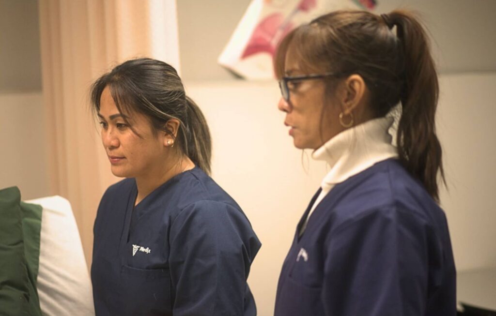 How to Become a Personal Support Worker | Medix College