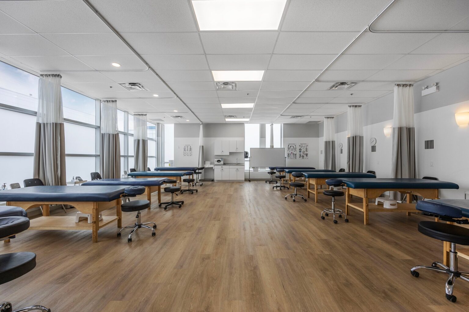 Massage Therapy Program | Medix College in Ontario