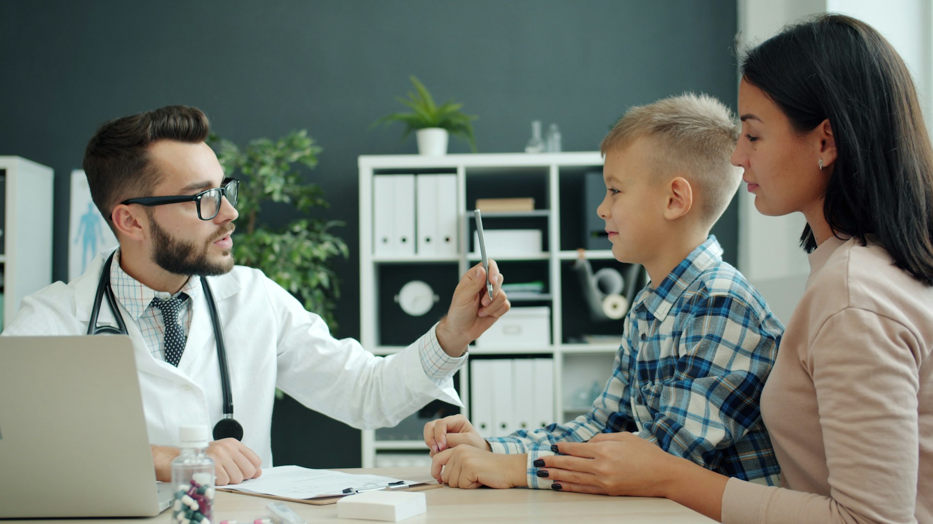 How to Train as an Early Childhood Assistant in Healthcare-Adjacent ...